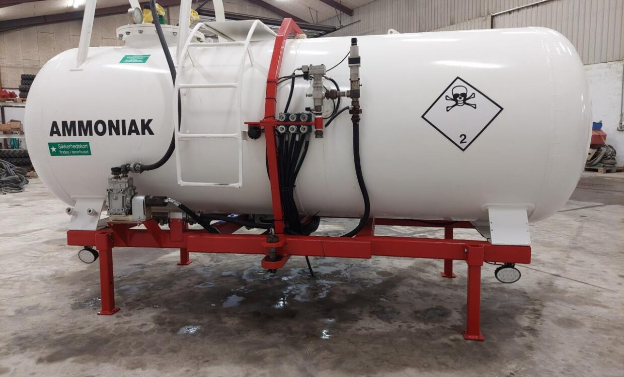 Agrodan Ammoniak-tank med ISO-BUS Düngetechnik kaufen in Dänemark - Truck1 Deutschland