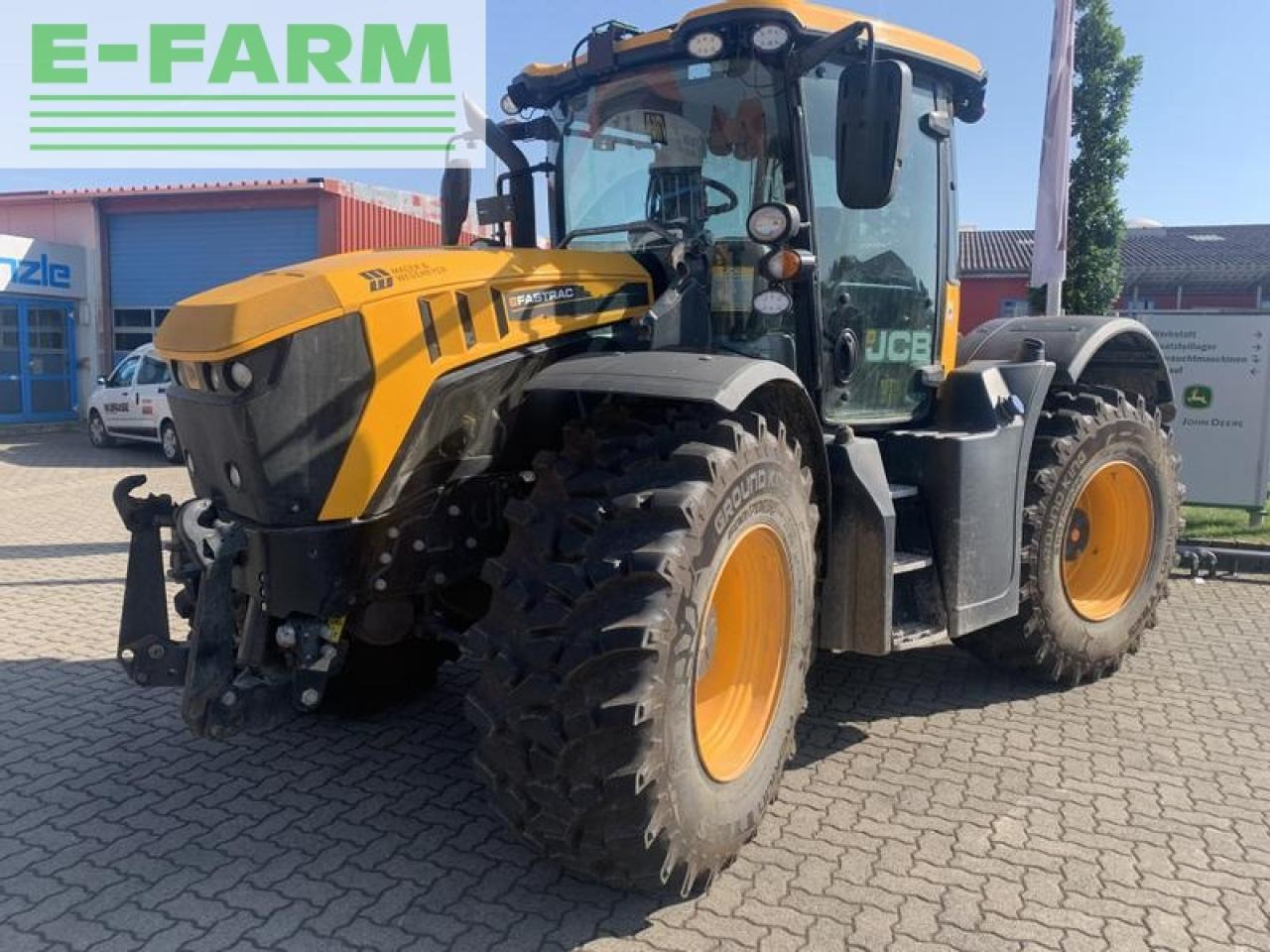 JCB fastrac 4220 Traktor kaufen in Deutschland - Truck1 Deutschland